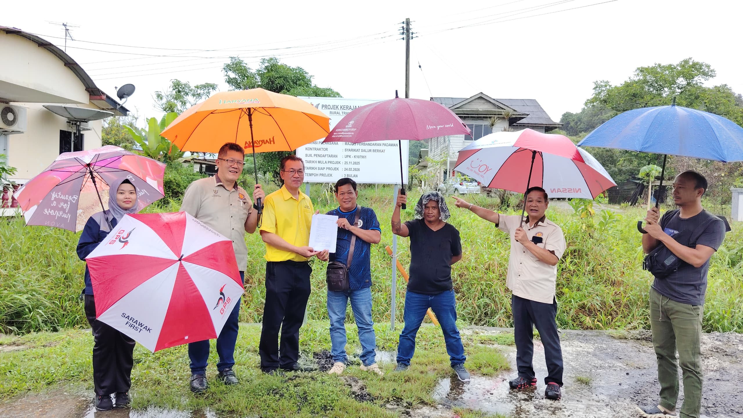 Wilfred Yap Hands Over Three RTP Projects Worth RM640,000 – SUPP News Portal